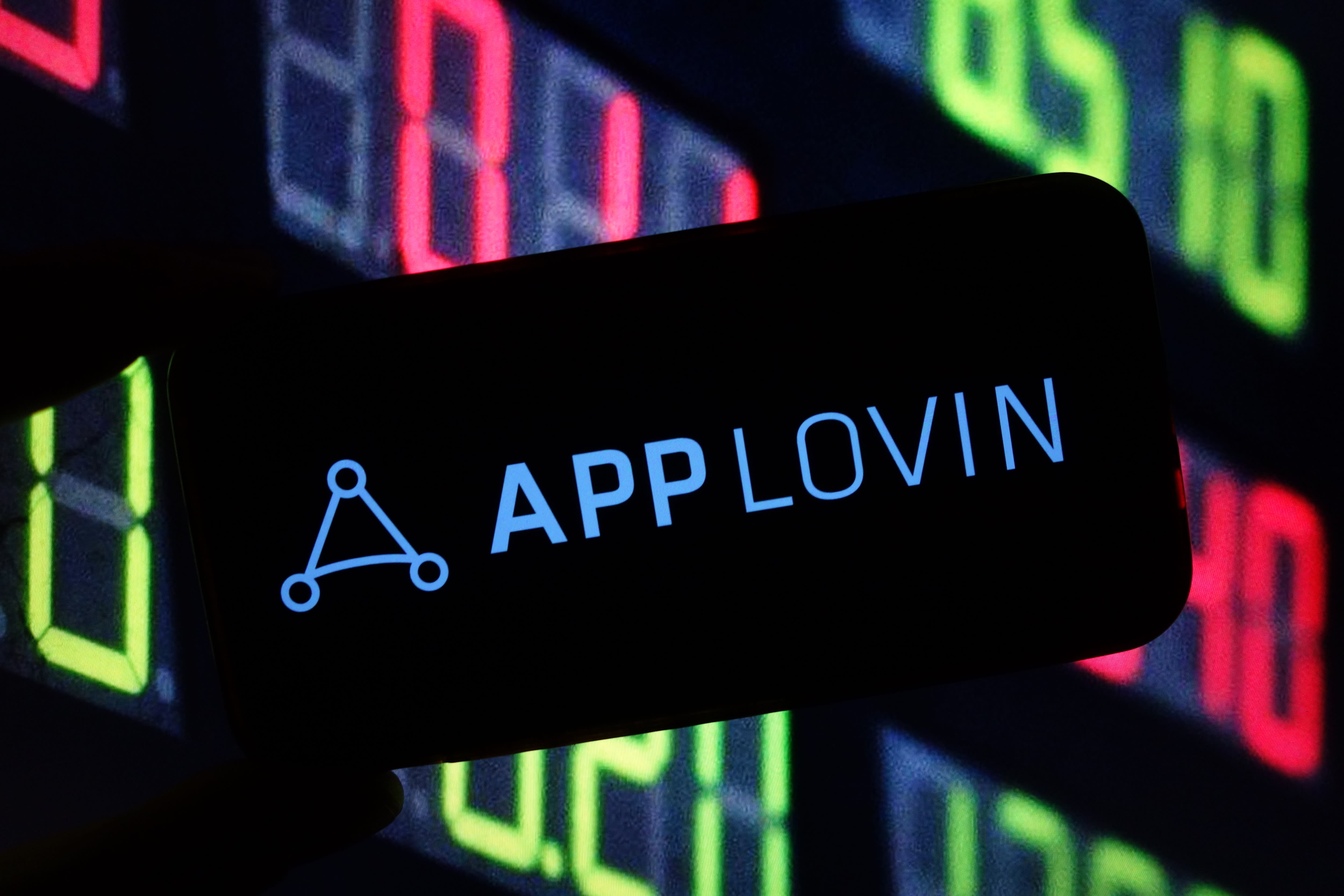 AppLovin can offer TikTok ‘much stronger bid than others,’ CEO says ...